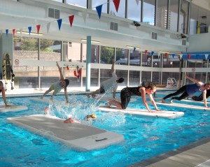 Aquabase HIIT Class #Floatfit | LIVE LOOSLEY